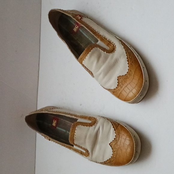 BC Footwear | Shoes | Bc Footwear Tanivory Leather Pullon Sneakers Sz 7 ...